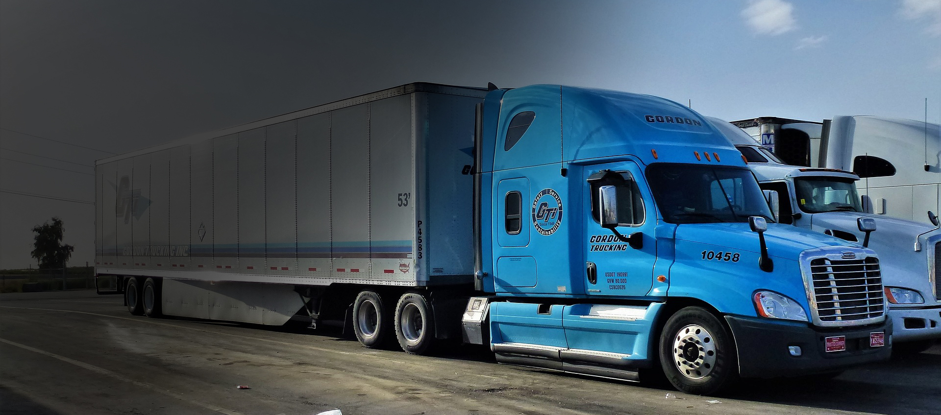 Home [azurycargo.com]